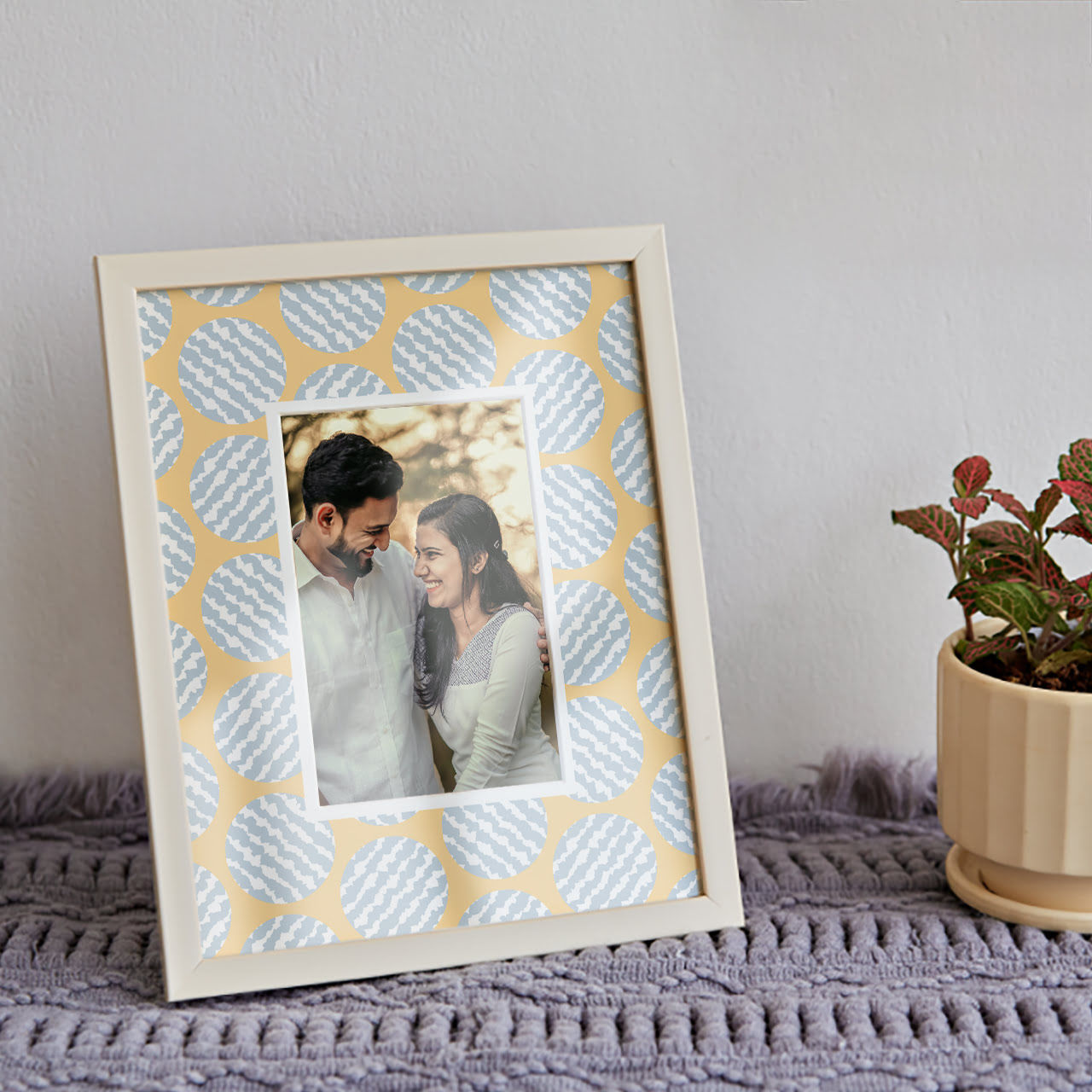 Maze Designer Mat Photo Frames | Zoomin