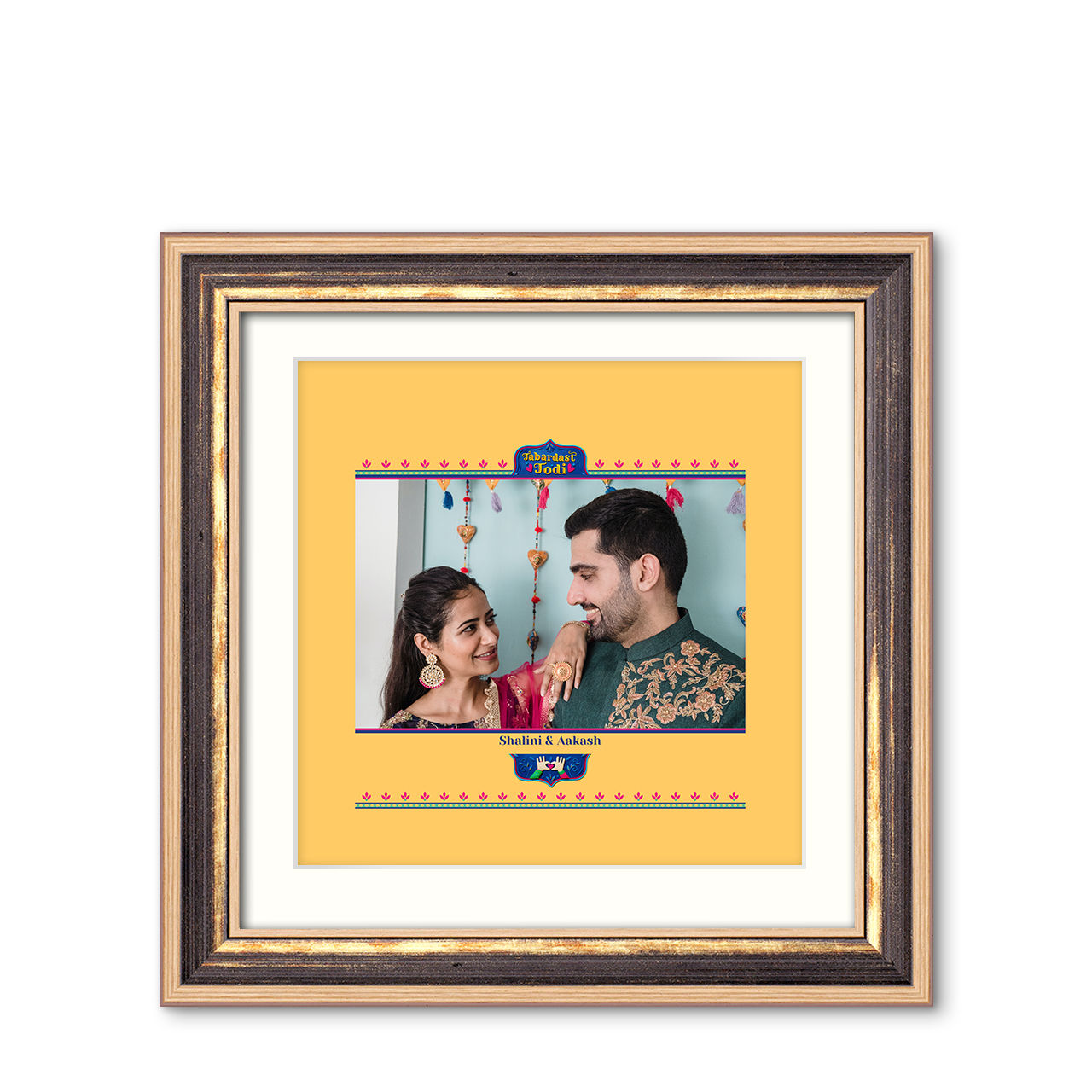 Custom Premium Modern Chestnut Photo Frame Online | Zoomin