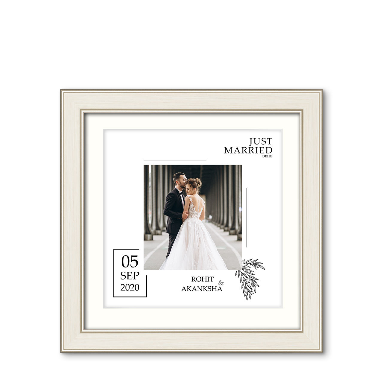 Just Married Premium Modern Vogue Photo Frame | Zoomin