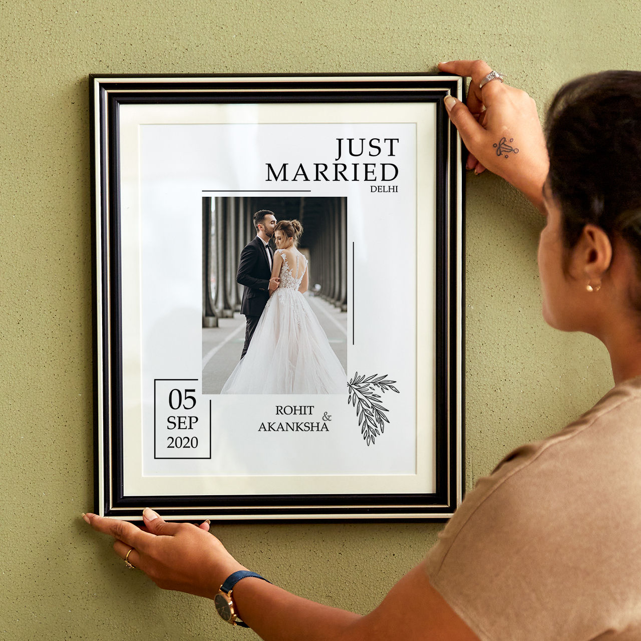 Just Married Metalic Brush Frames | Zoomin